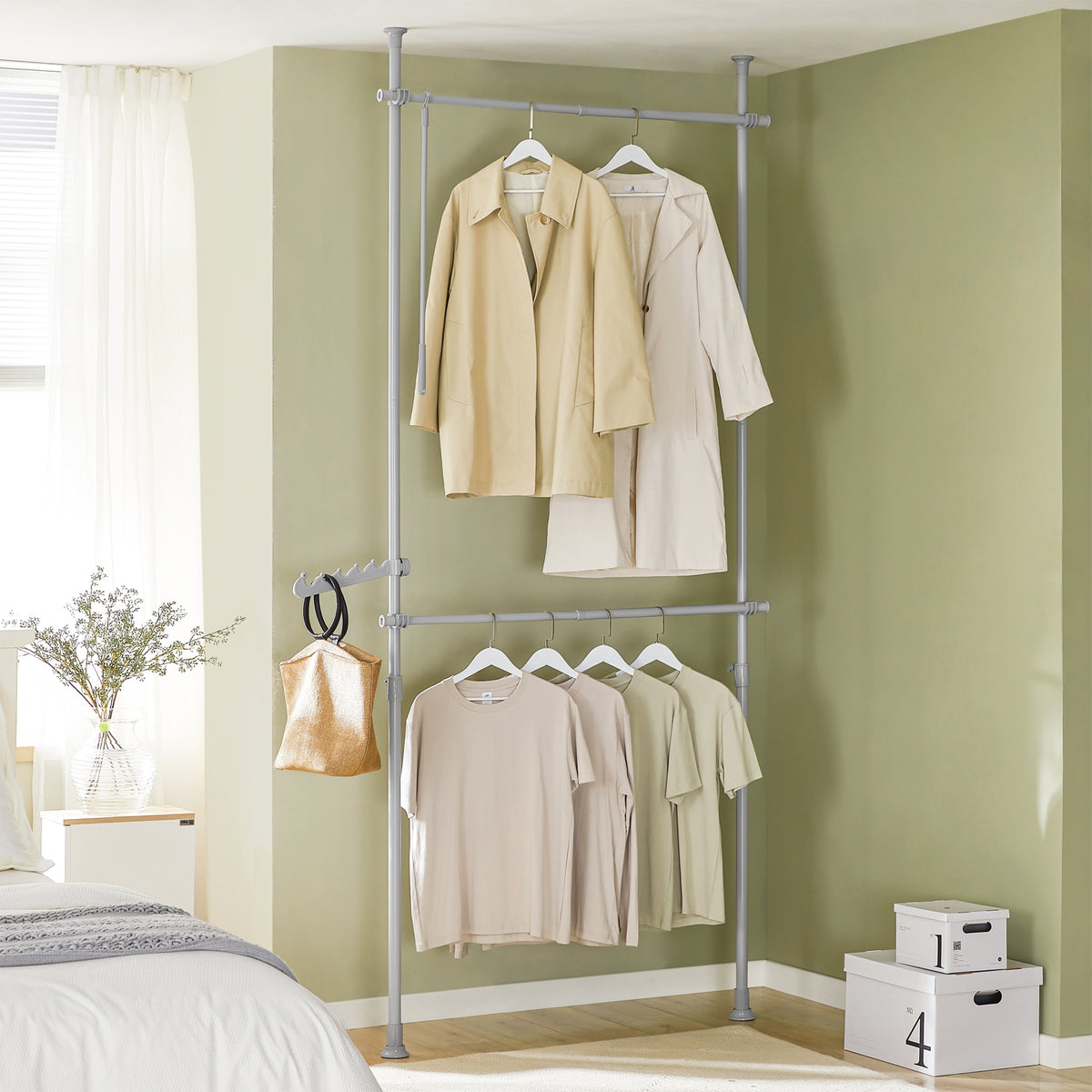 SoBuy FRG109-HG, Telescopic Wardrobe Organiser, Adjustable Storage Clo ...