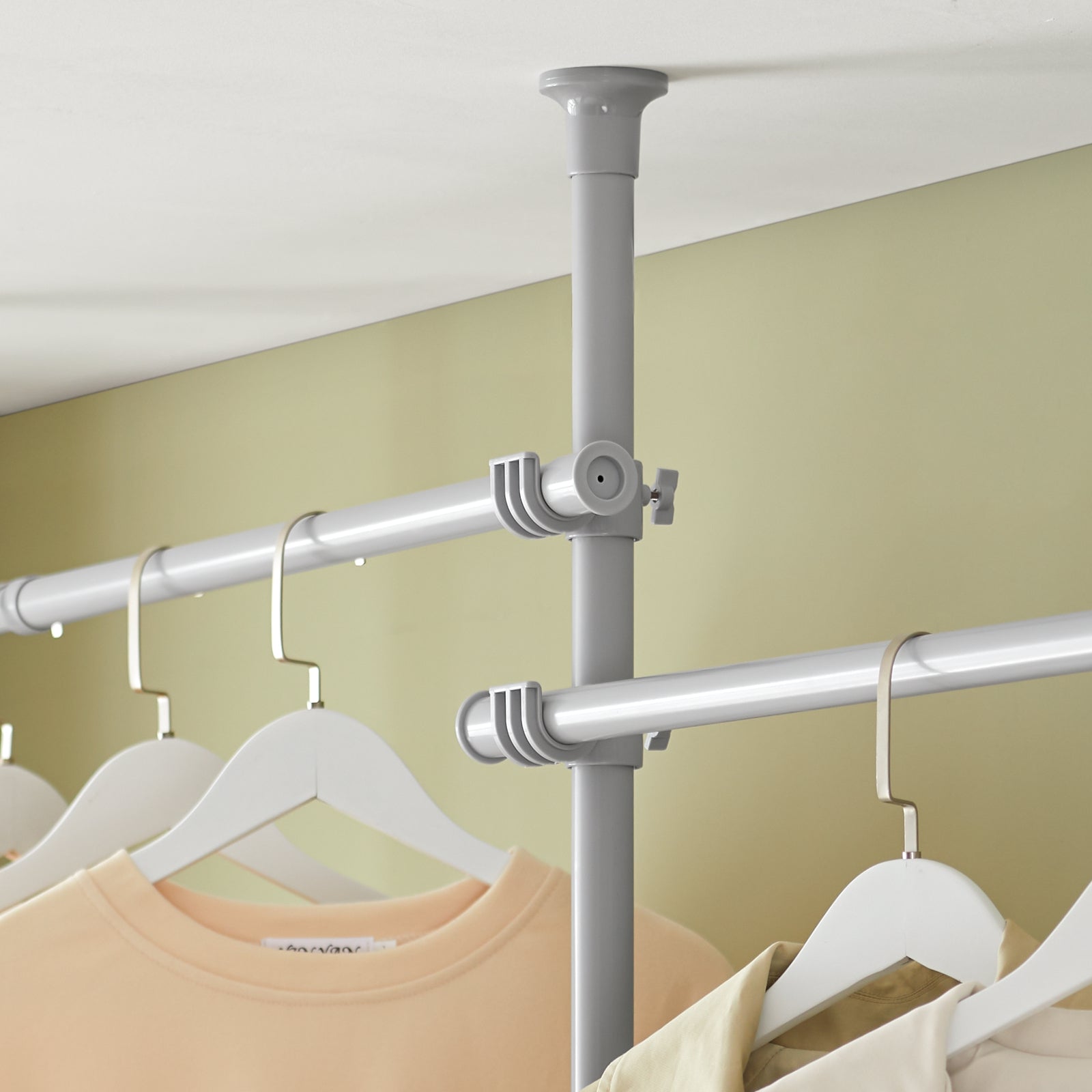 SoBuy FRG34-HG, Telescopic Wardrobe Organiser, Clothes Storage Shelvin ...